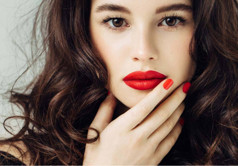 Tips On Applying Red Lipstick – FashionForEveryone.net